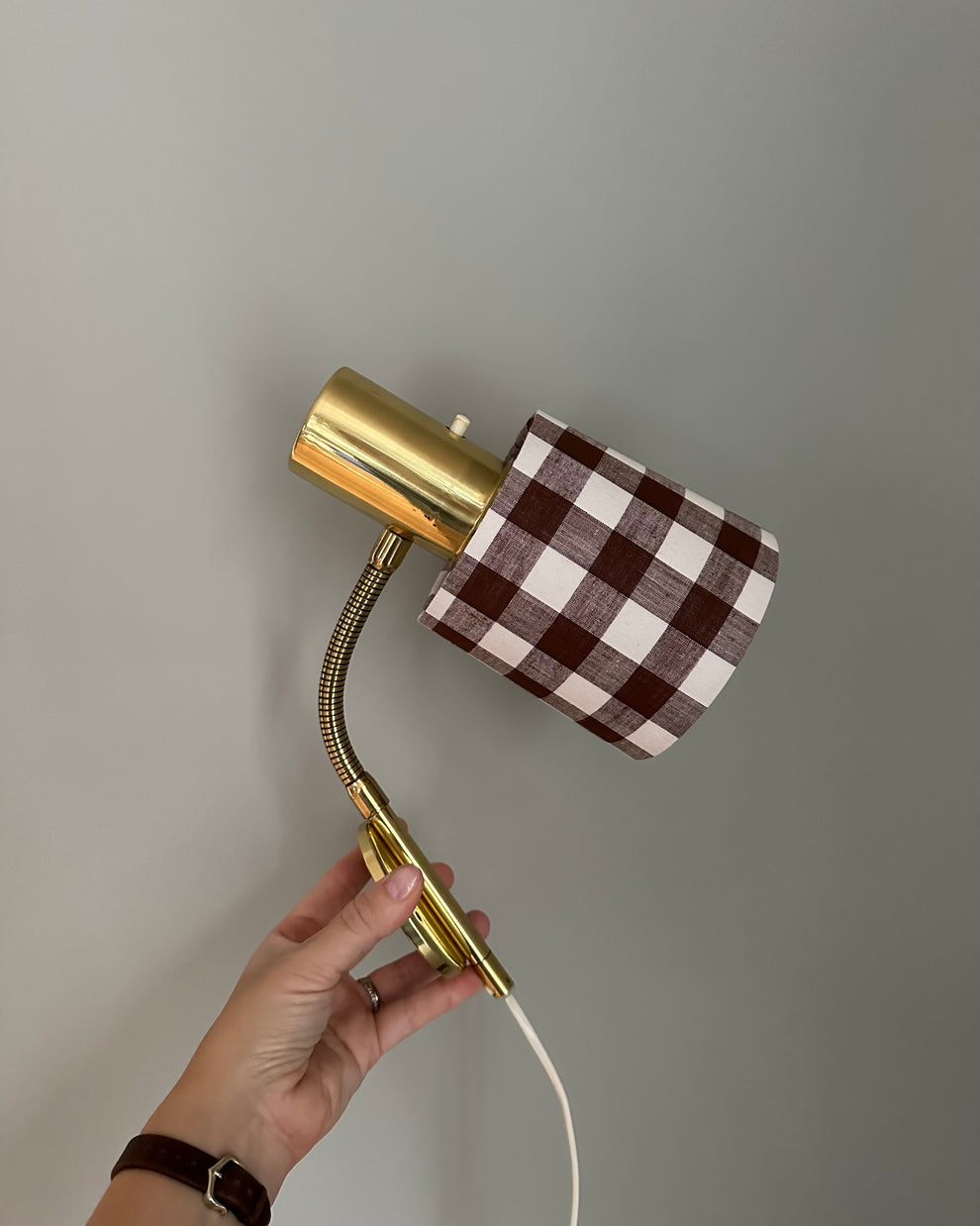 Vintage Wall Lamp with Checkered Shade – Vintage Works